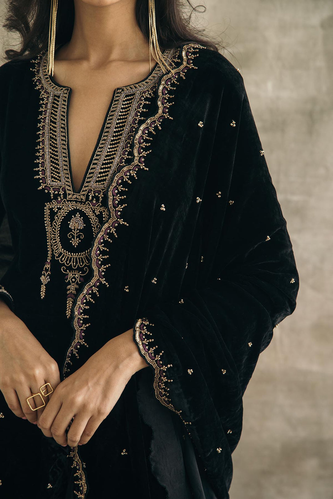 Silk Velvet Mughal Kurta Set – Sureena Chowdhri